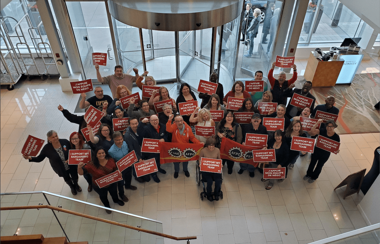 Thank you, your registration has been submitted. – Merci, votre ...